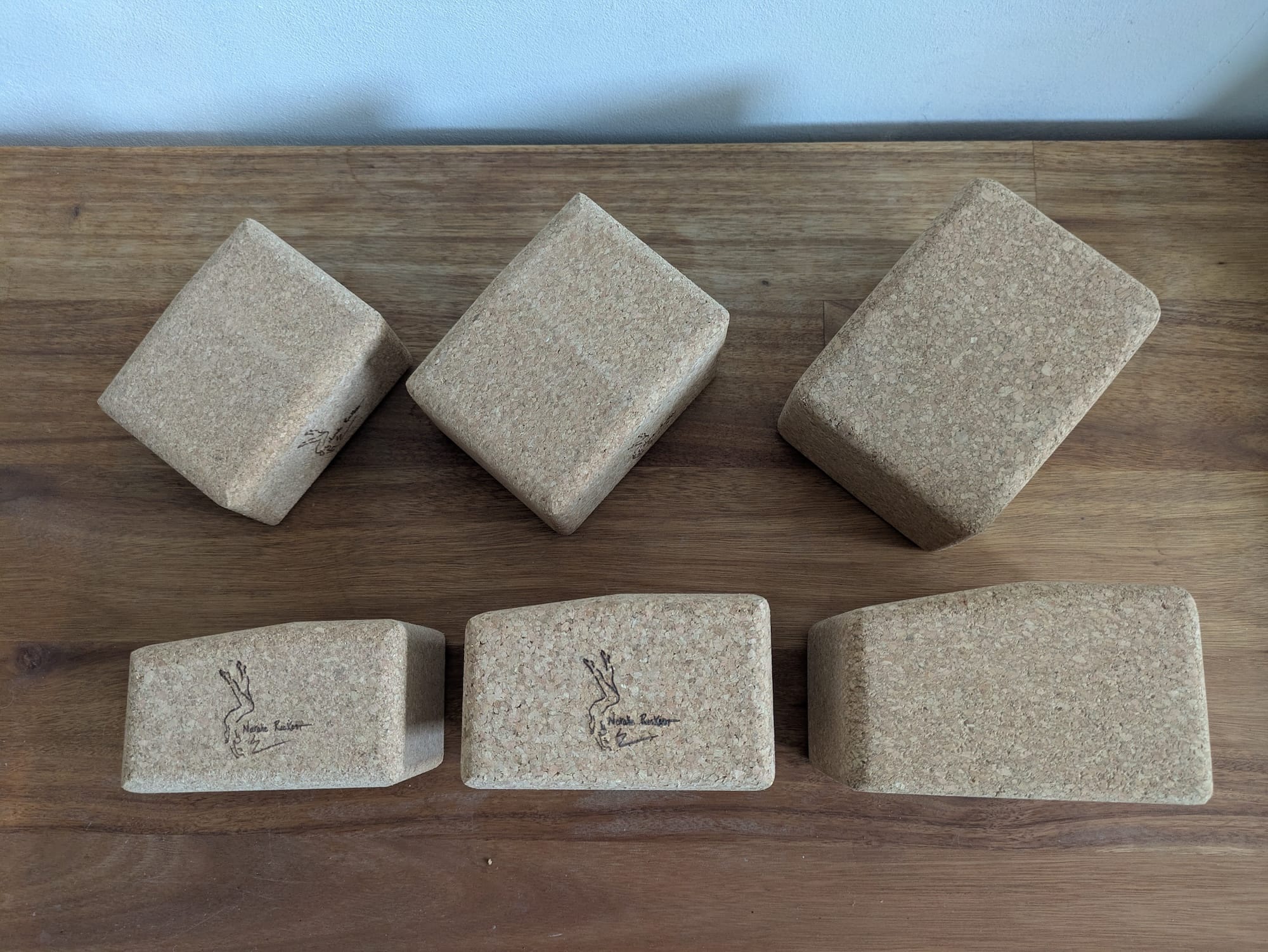 Natalie's cork handstand blocks – Akrobatik Shop